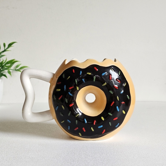 Bigmouth | Dining | 9s Simpsons Mmmm Donuts 3d Mug By Bigmouth ...